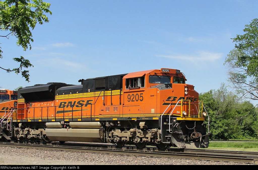 BNSF 9205